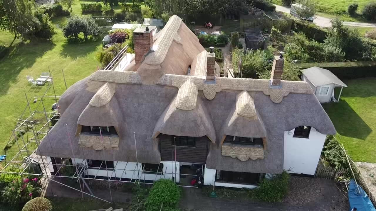 Bev Fowler Master Thatcher - The Guild of Master Craftsmen