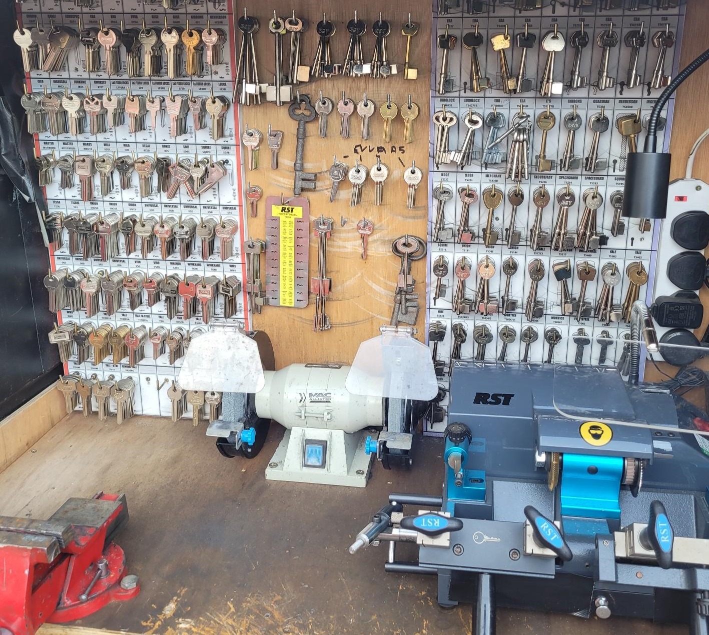 Artisan Locksmiths - The Guild of Master Craftsmen